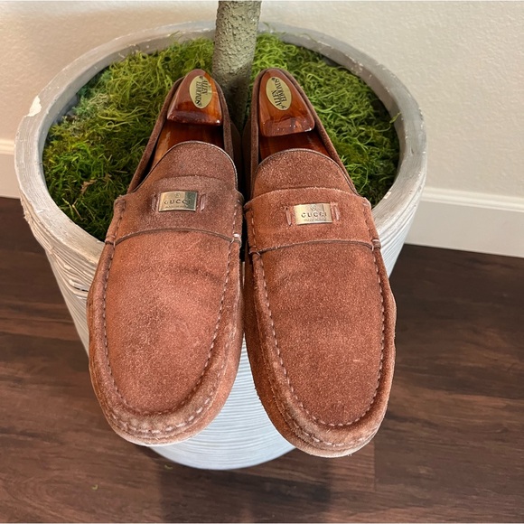 Gucci | Shoes | Gucci Mens Brown Suede Drivers | Poshmark